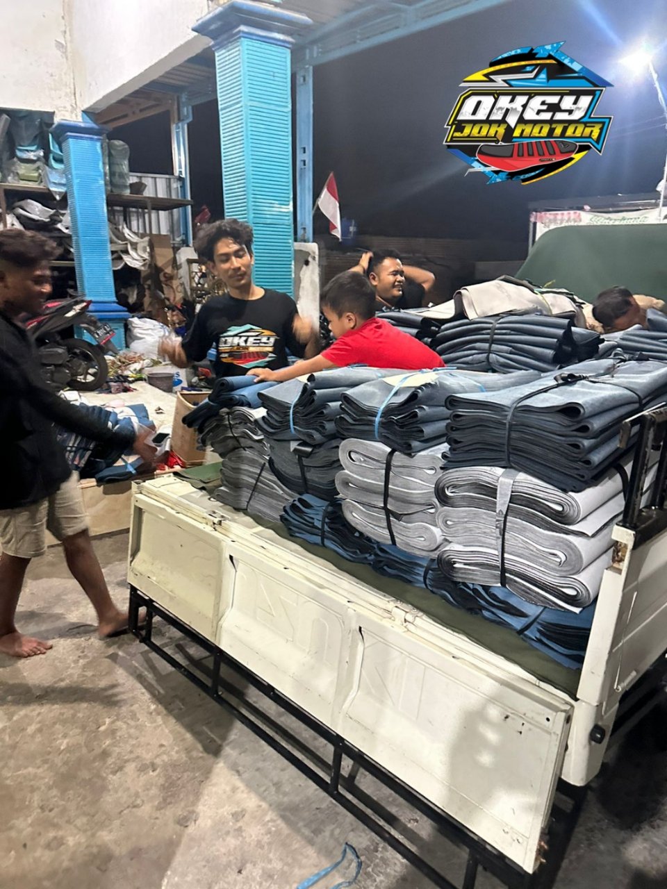 Ini Empuknya Cuan Bisnis Service Jok Motor - Agen Jok Sepeda Motor ...